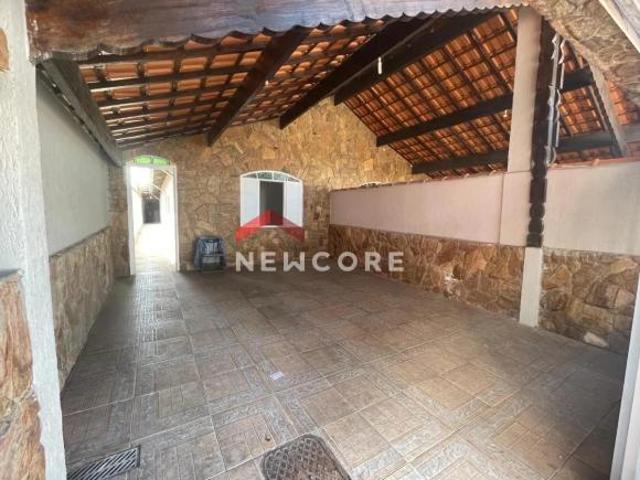Casa em Rua Nicarágua Guilhermina Praia Grande/SP