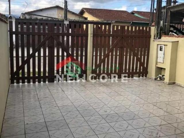 Casa em Rua Nossa Senhora Aparecida Jardim Praia Grande Mongaguá/SP
