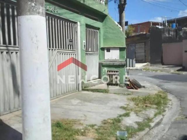 Casa em Rua Odair Londis Jardim Jacira Itapecerica da Serra/SP