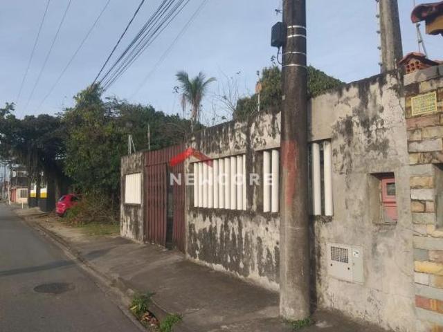Casa em Rua Padre Afonso Maria Ratisbone Jardim Suarão Praia Itanhaém/SP