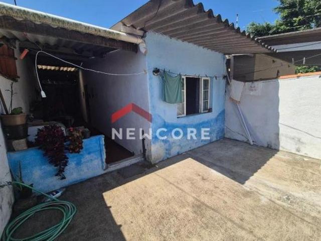 Casa em Rua Paschoal Damore Jardim Caraminguava Peruíbe/SP