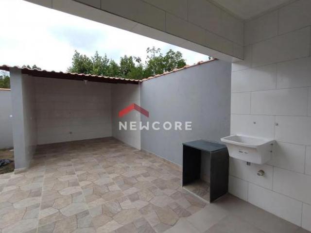 Casa em Rua Paulo Cervinho Corredoira Guapurá Itanhaém/SP