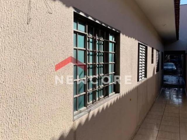 Casa em Rua Pioneira Alcedina Francisca Daudt Jardim Atlanta Maringá/PR