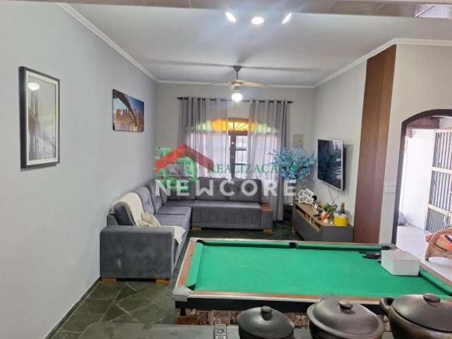 Casa em Rua Professora Heloisa Rosário Carbone Carrijo Plataforma Mongaguá/SP