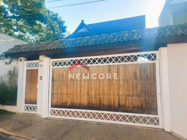 Casa em Rua Professora Sonia Tereza La Scala Peres Vila Esperia ou Giglio Atibaia/SP