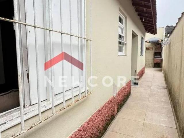 Casa em Rua Raja Atique Maracanã Praia Grande/SP