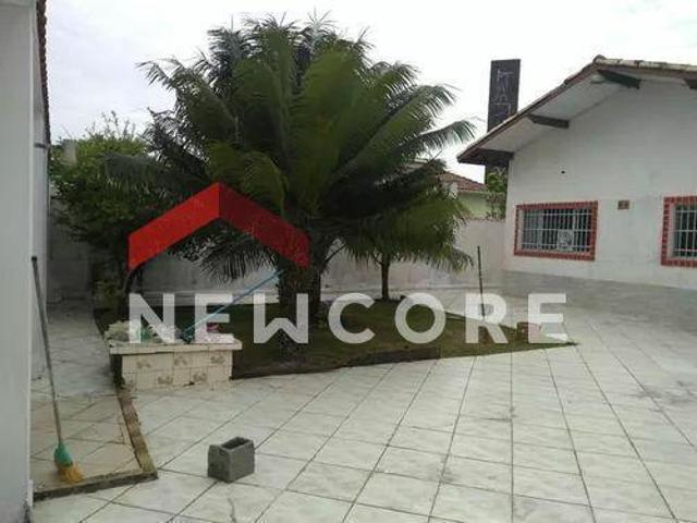 Casa em Rua Santa Bárbara Caiçara Praia Grande/SP