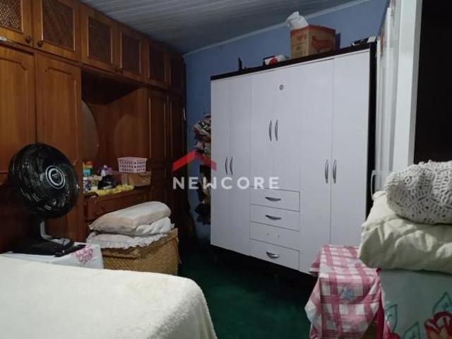 Casa em rua Santo Antonio Biritiba Mirim/SP