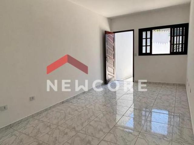 Casa em Rua Serrolândia Jardim Oliveira Guarulhos/SP