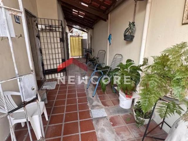 Casa em Rua Silvíria Souza de Mello Plataforma Mongaguá/SP