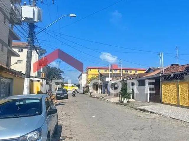 Casa em Rua Stélio Machado Loureiro Vila Nossa Senhora de Fátima São Vicente/SP