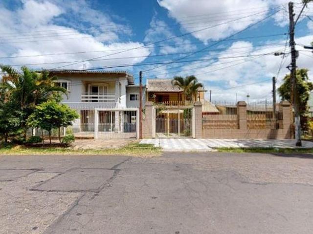 Casa em Rubem Berta, Porto Alegre/RS de 300m² 3 quartos à venda por R$ 775.000,00