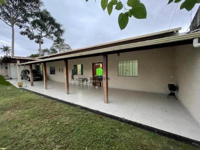 Casa em Recanto Do Poeta I com 253.00 m², 4 quarto s, 4 vaga s