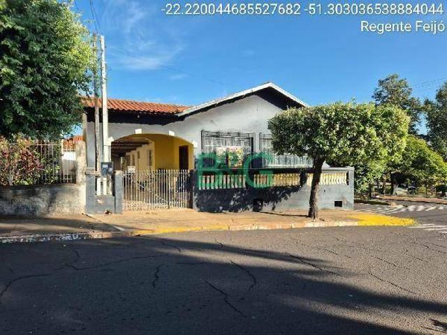 Casa em Regente Feijo, Regente Feijó/SP de 209m² 3 quartos à venda por R$ 253.925,72
