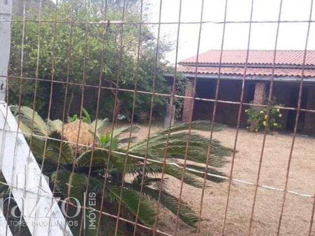 CASA EM REGIÃO DE MORADORES EM TRAMANDAÍ
