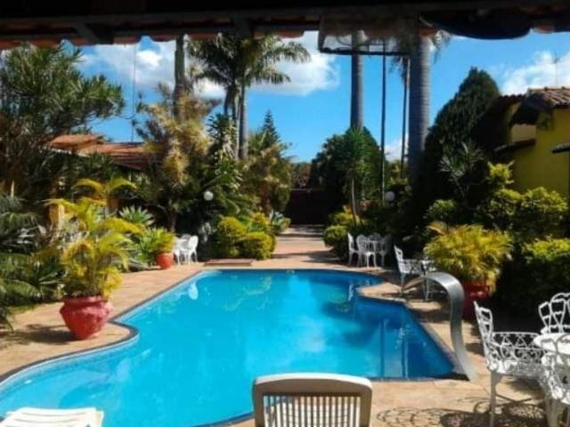 Casa em Região Dos Lagos, Sobradinho/DF de 1100m² 10 quartos à venda por R$ 2.799.000,00