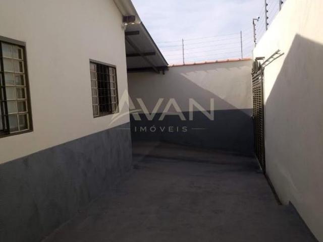 Casa em Residencial Ana Caroline, Anápolis/GO