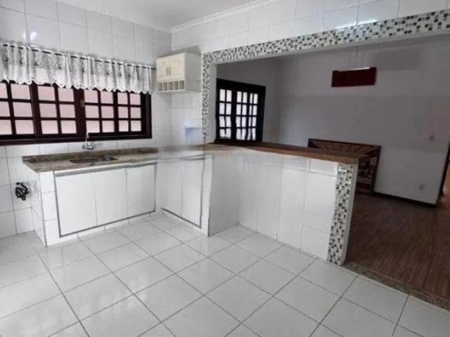 Casa em Residencial de Ville, São José dos Campos/SP de 200m² 4 quartos à venda por R$ 899.000,00