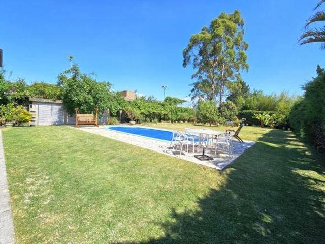 Casa em Residencial Euroville, Carapicuíba/SP de 580m² 4 quartos à venda por R$ 2.600.000,00