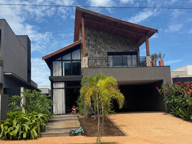 Casa em Ribeirão Preto no Residencial Alto do Castelo