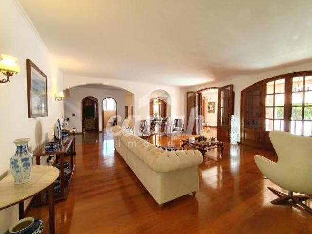 Casa em Ribeirânia 5 Suítes, 522m² por R$1.700.000