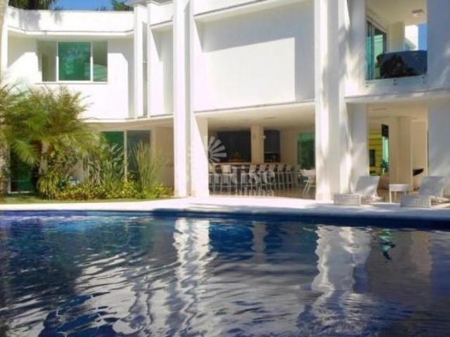Casa em Riviera, Bertioga/SP de 1035m² 6 quartos à venda por R$ 12.000.000,00