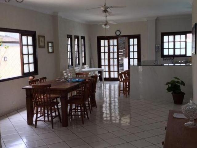 Casa em Riviera, Bertioga/SP de 392m² 8 quartos à venda por R$ 2.200.000,00
