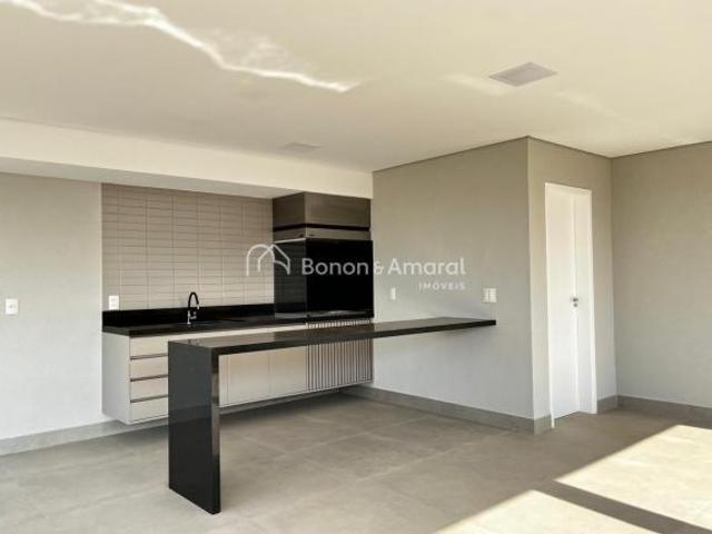 Casa em Roncáglia, Valinhos/SP de 222m² 3 quartos à venda por R$ 1.800.000,00