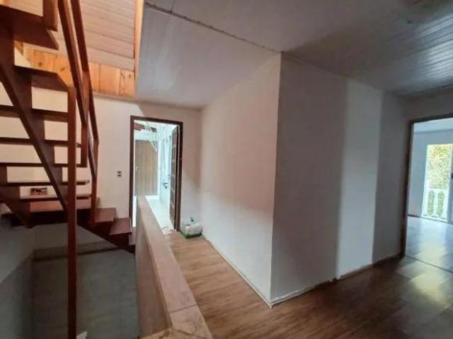 Casa em São Braz, Curitiba/PR de 300m² 5 quartos à venda por R$ 1.200.000,00
