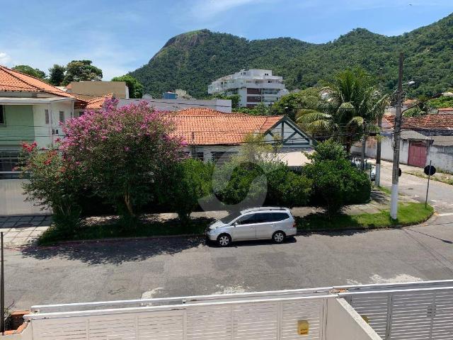 Casa em São Francisco, Niterói/RJ de 200m² 3 quartos à venda por R$ 1.449.900,00