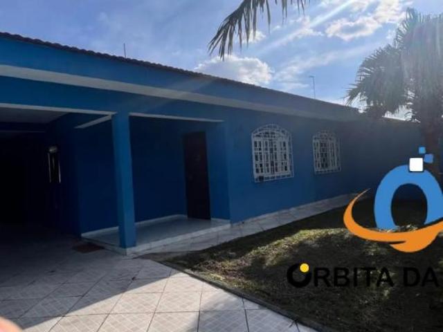 casa em São José dos Pinhais! Com 4 quartos e 2 banheiros, esse imóvel é perfeito para quem busca es