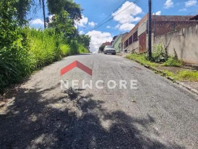 Casa em Rua São Judas Tadeu Vila Cristina Betim/MG