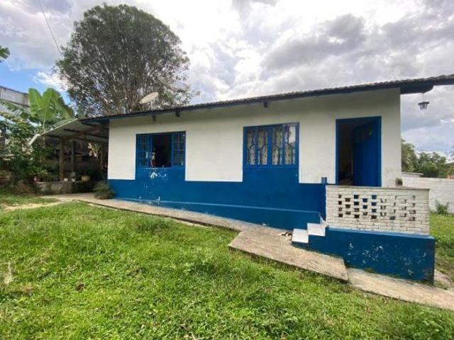 Casa em São Lourenço da Serra com 3 dormitórios