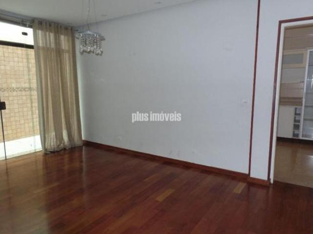 Casa em São Paulo capital, próxima ao Aeroporto de Congonhas
