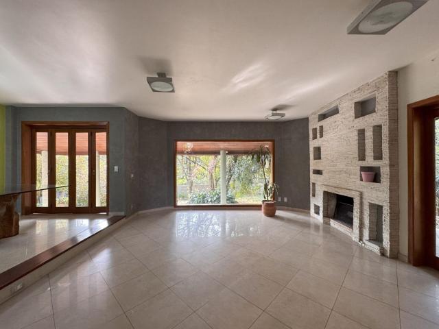 Casa em São Paulo II, Cotia/SP de 300m² 3 quartos à venda por R$ 1.799.000,00 ou para locação R$ 8.620,00/mes