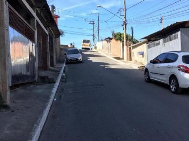 CASA EM SÃO PAULO NA ZONA SUL, LOCALIZADA NO PARQUE GRAJAÚ ! APENAS 250 MIL, ACEITA 150 MIL DE ENTRA