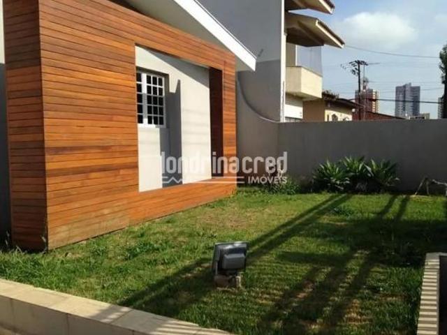 Casa em San Remo, Londrina/PR de 10m² 3 quartos à venda por R$ 890.000,00