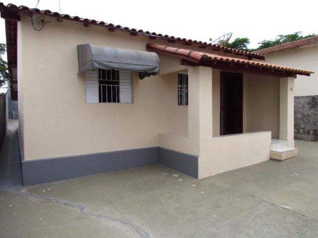 Casa em Santa Cecília, Paulínia/SP de 237m² 2 quartos à venda por R$ 749.000,00