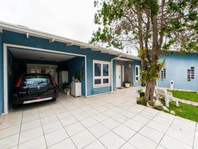 Casa em SANTA FELICIDADE com 260m²