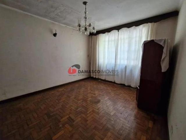 CASA TÉRREA NO BAIRRO SANTA PAULA, 3 DORMITÓRIOS SCS