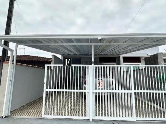 Casa em Santa Terezinha perto do mar