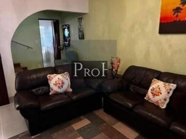 Casa em Santa Terezinha, São Bernardo do Campo/SP de 183m² 3 quartos à venda por R$ 848.000,00