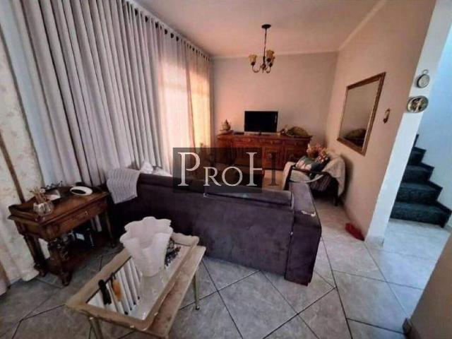 Casa em Santa Terezinha, São Bernardo do Campo/SP de 216m² 3 quartos à venda por R$ 799.900,00