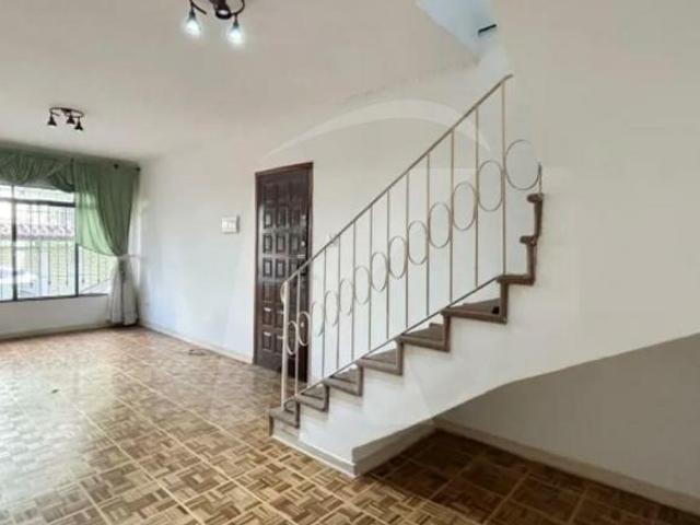 CASA EM SANTANA 3 DORMITORIOS 1 SUITE 2 BANHEIROS 4 VAGAS