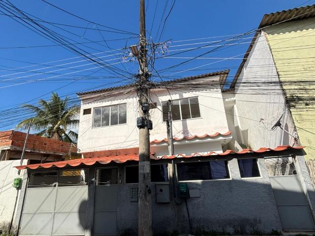 Casa em Santíssimo, Rio de Janeiro/RJ de 120m² 4 quartos à venda por R$ 224.000,00