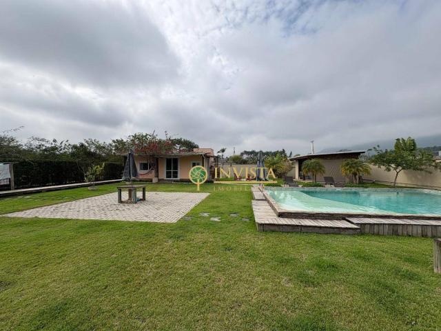 Casa em, Santo Amaro da Imperatriz/SC de 378m² 3 quartos à venda por R$ 2.649.900,00