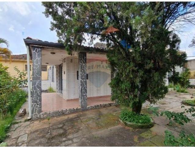 Casa em Santo André, Belo Horizonte/MG de 881m² 4 quartos à venda por R$ 1.400.000,00