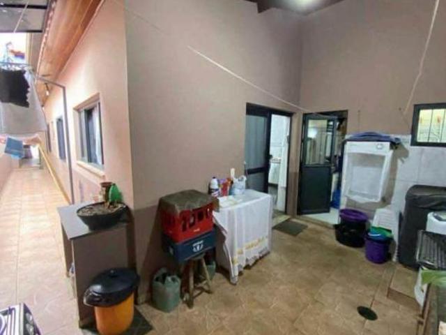 CASA EM SANTO ANDRE COM 102 m2 COM ENTRADA FACILITADA