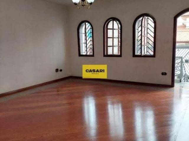 Casa em Santo André com 3 quartos, 1 suíte, 5 vagas de garagem, área gourmet, localização privilegia