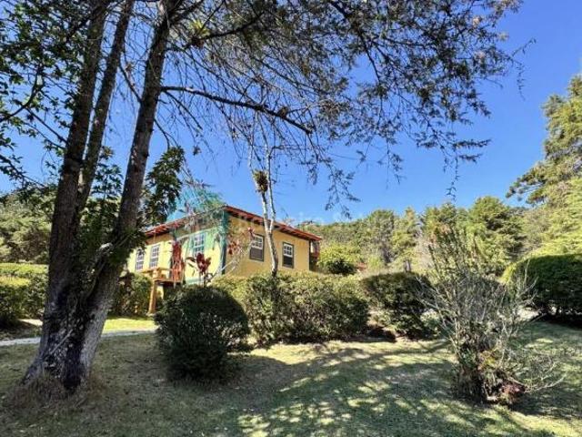 Casa em Santo Antônio do Pinhal, 4 chalés a 7 km do centro